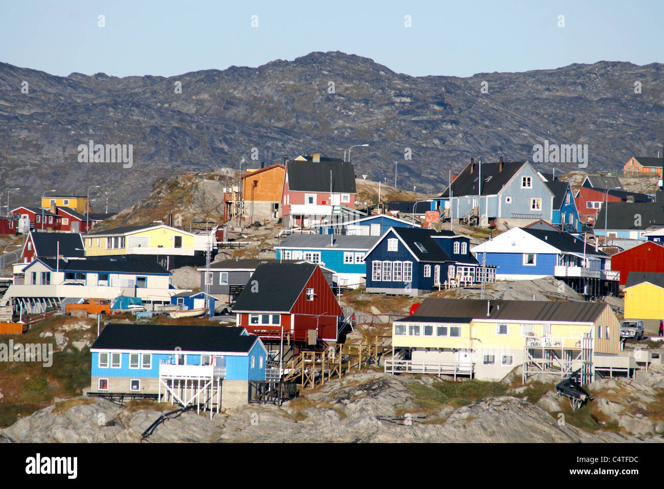 Inuit houses greenland hi-res stock photography and images - Alamy