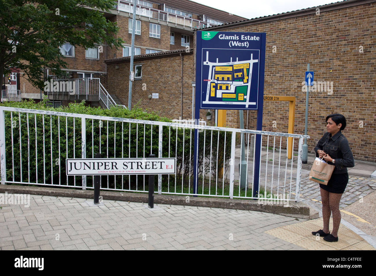 Tower hamlets council estate hi-res stock photography and images - Alamy