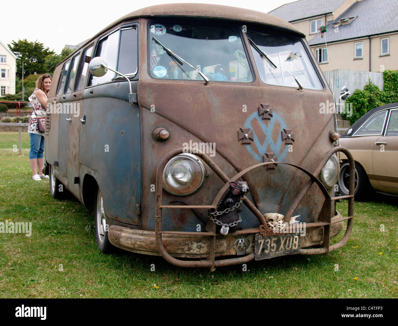 VW Split Screen Van with attitude, Bude car show, Cornwall, UK Stock ...