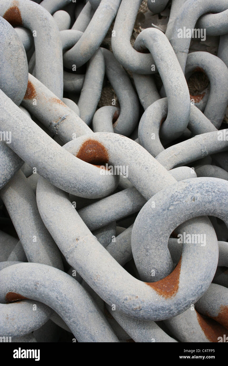 Industrial chains hi-res stock photography and images - Alamy