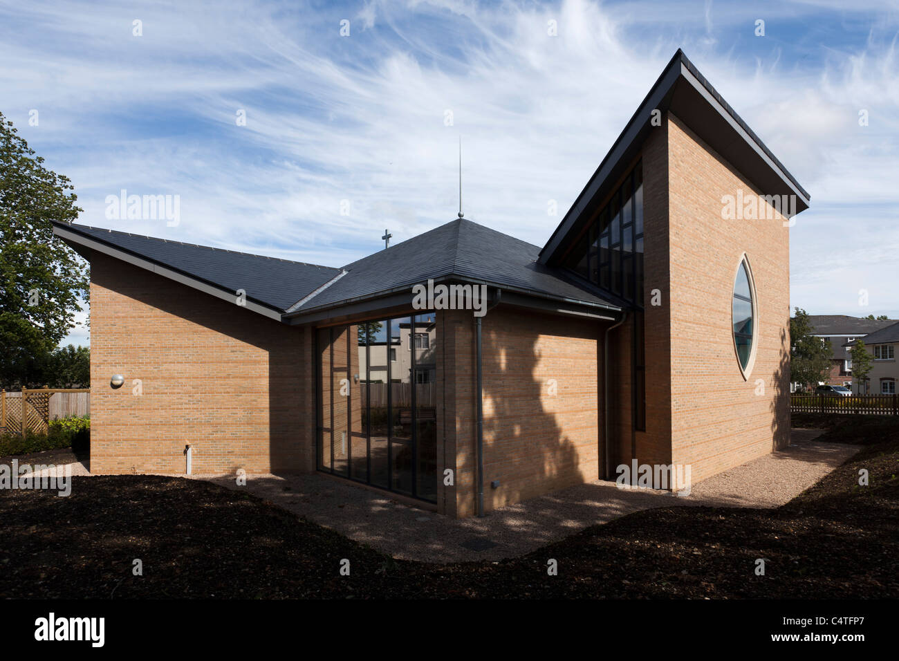 Modern church exterior hi-res stock photography and images - Alamy