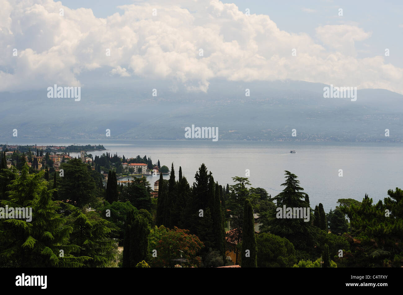 Gardone riviera lake garda hi-res stock photography and images - Alamy