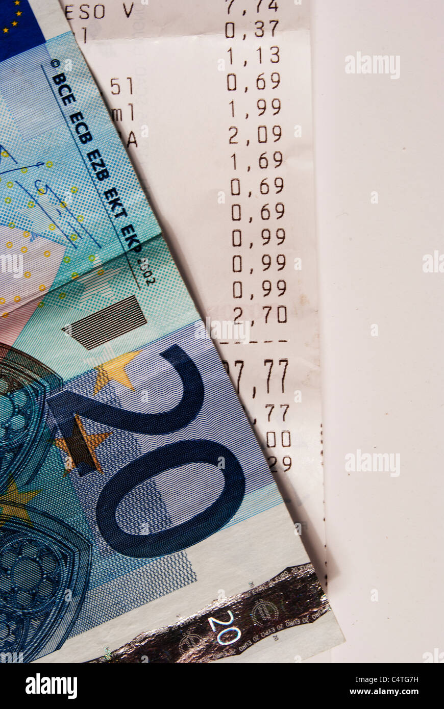 Euro currency on a till receipt Stock Photo - Alamy