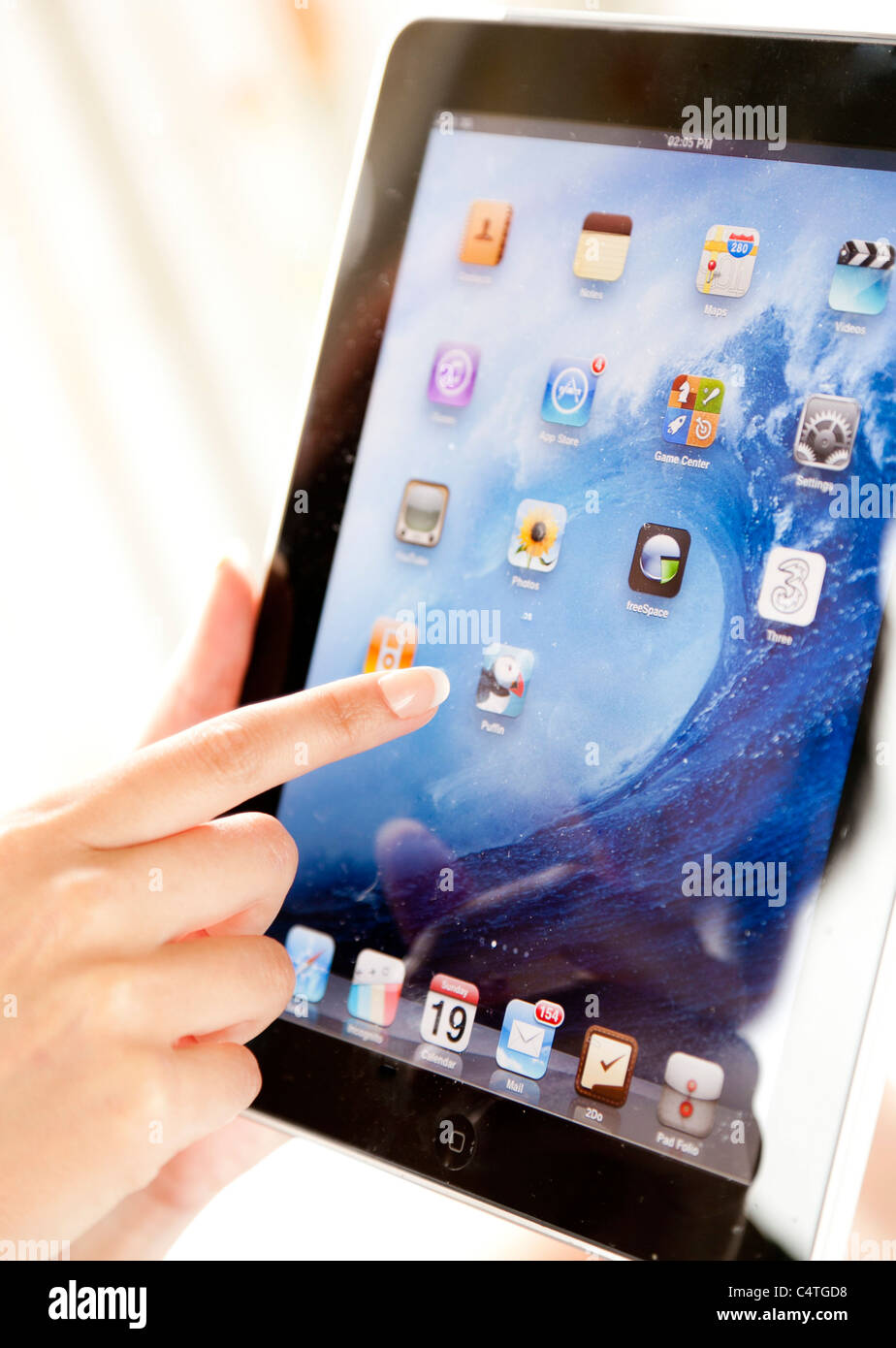 Apple files hi-res stock photography and images - Alamy