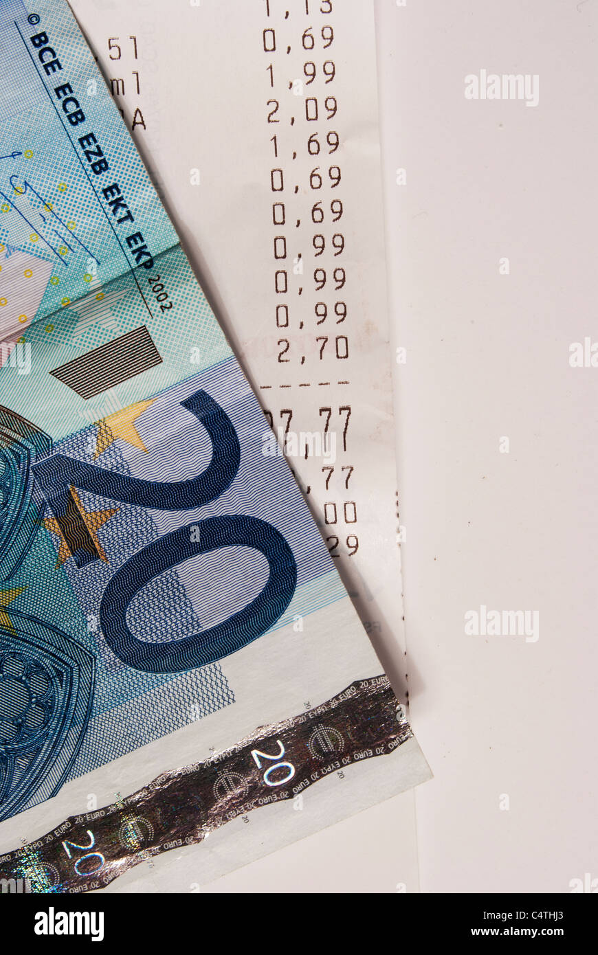 Euro currency on a till receipt Stock Photo - Alamy