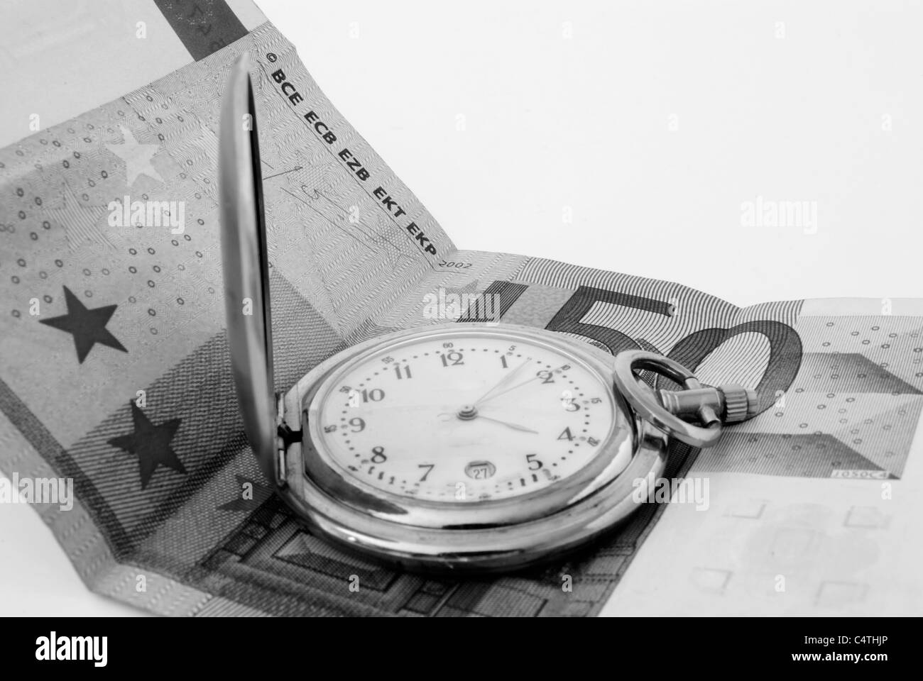 Closeup shot chain Black and White Stock Photos & Images - Alamy