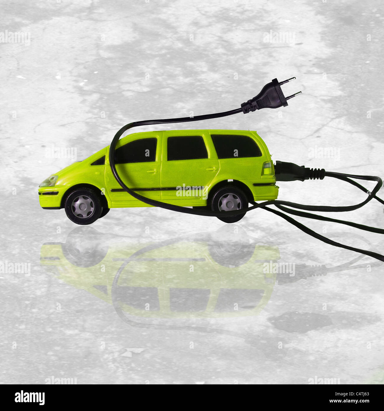 Person plugs electric car hi-res stock photography and images - Alamy