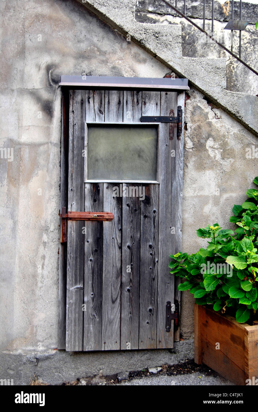 Old decayed wooden door Stock Photo - Alamy