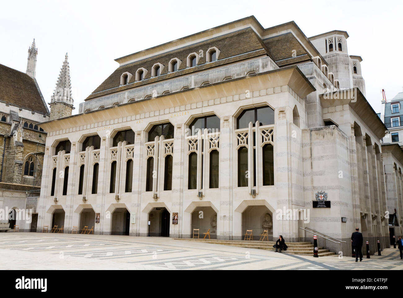 Guildhall Yard Art Gallery High Resolution Stock Photography and Images - Alamy
