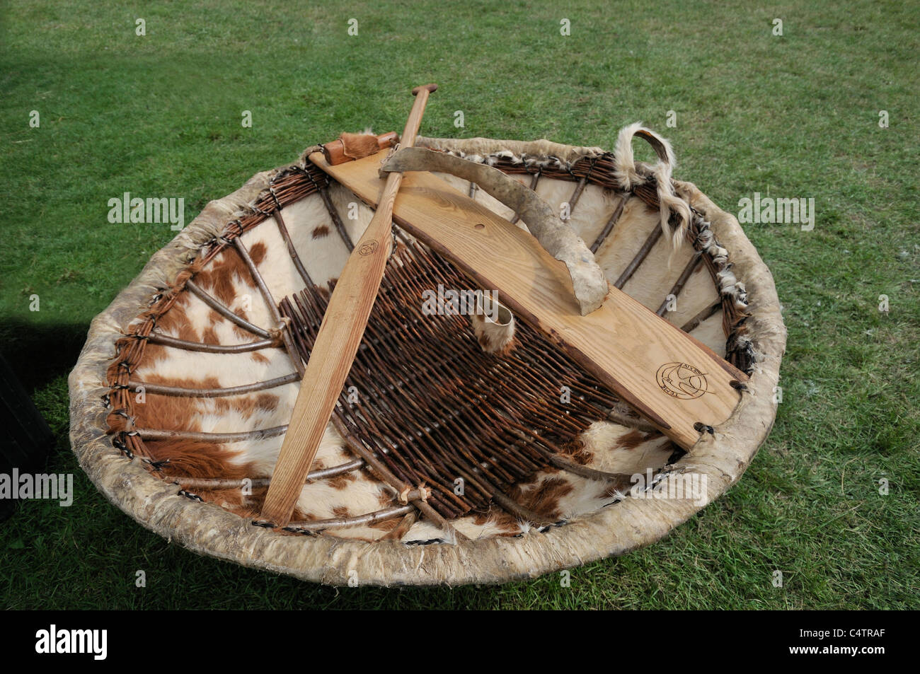 Coracling hi-res stock photography and images - Alamy