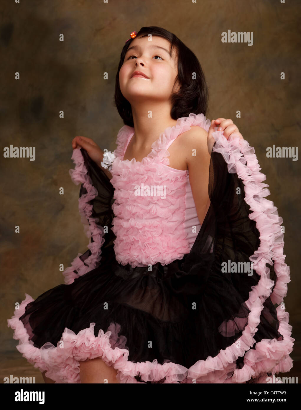 10 years old girl dancing hi-res stock photography and images - Alamy