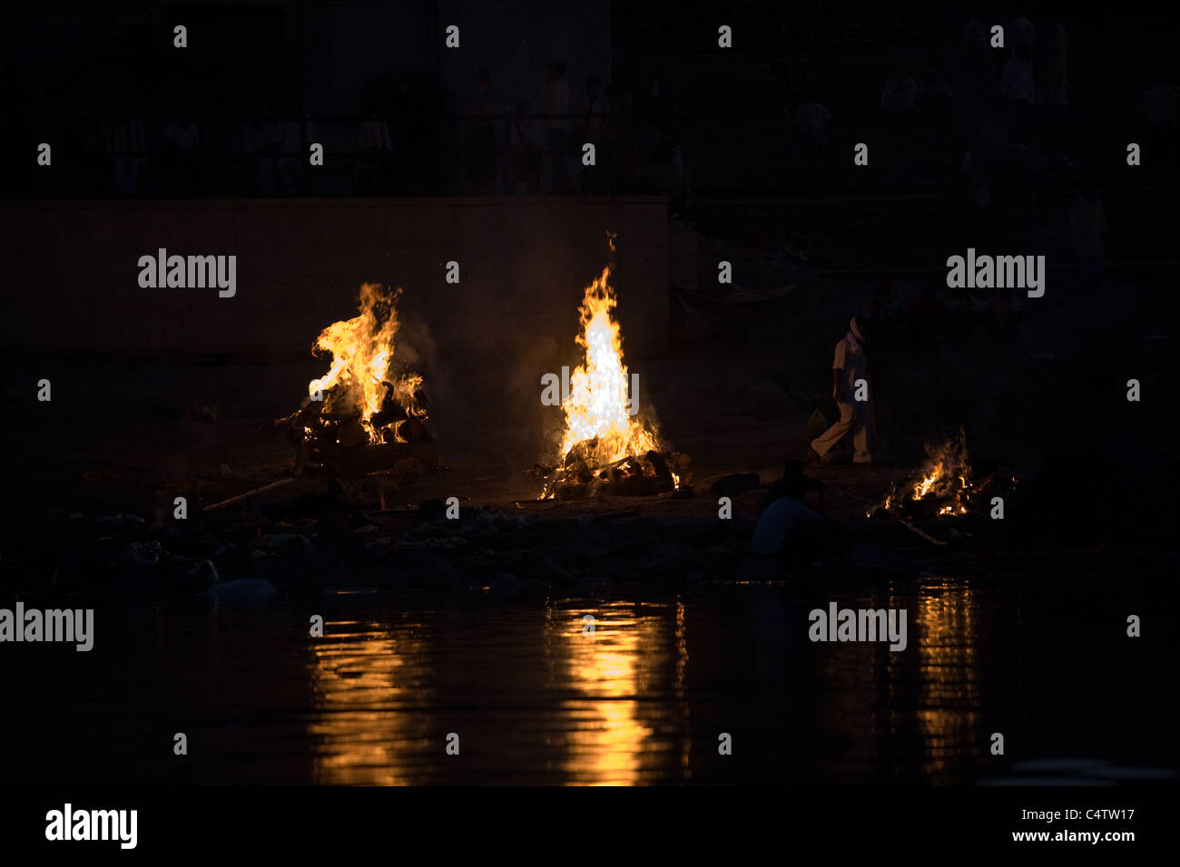 Ganges cremation evening hi-res stock photography and images - Alamy