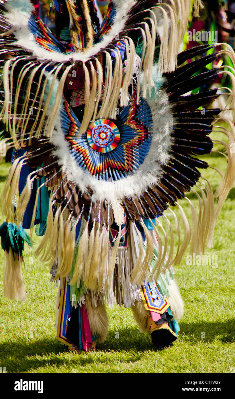Pow wow traditional dance hi-res stock photography and images - Alamy