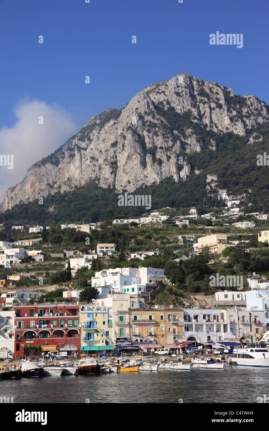 Italy isle of capri hi-res stock photography and images - Alamy
