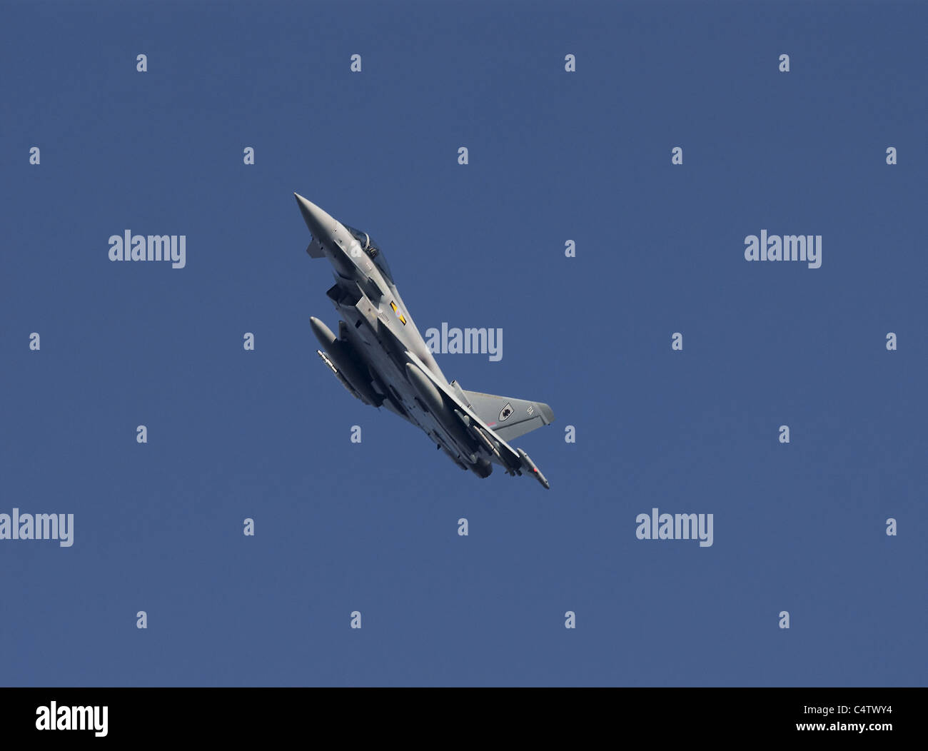 Side View Raf Eurofighter Typhoon Stock Photos & Side View Raf ...