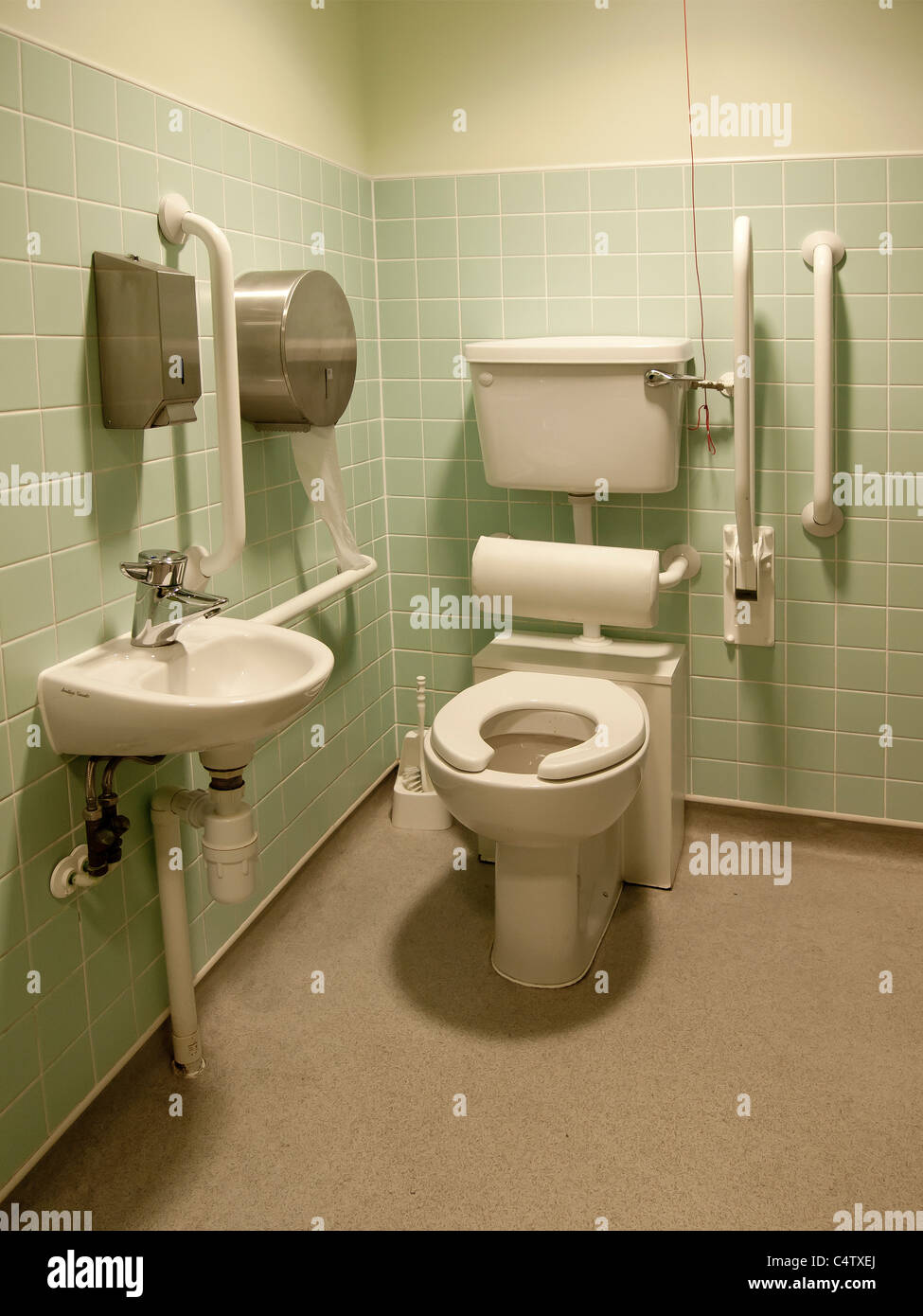 A well equipped disabled toilet Stock Photo - Alamy