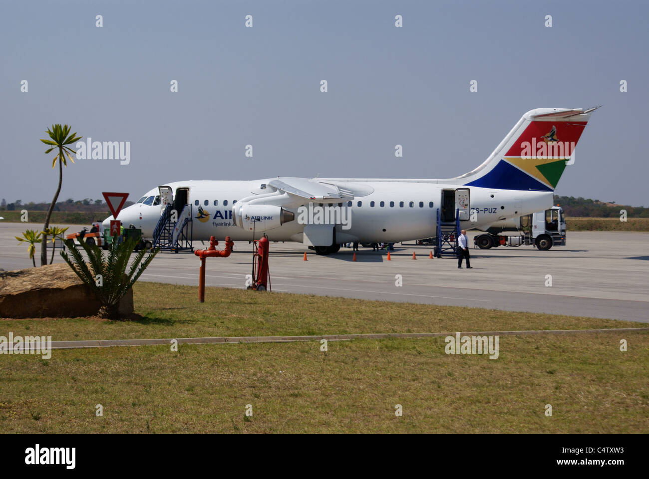 Kruger mpumalanga international airport hi-res stock photography and ...