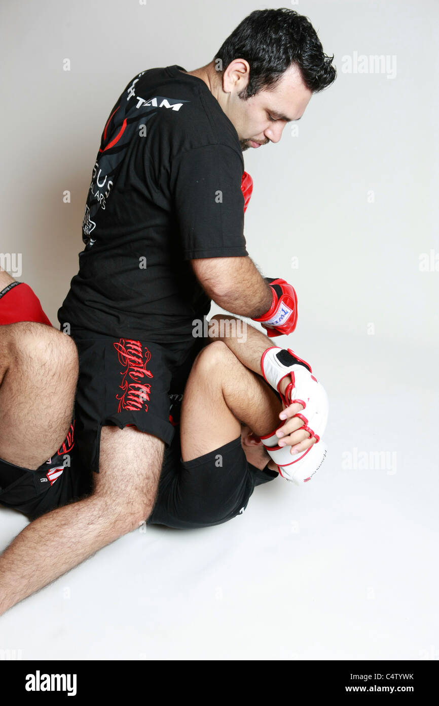 ultimate fighters training Stock Photo - Alamy