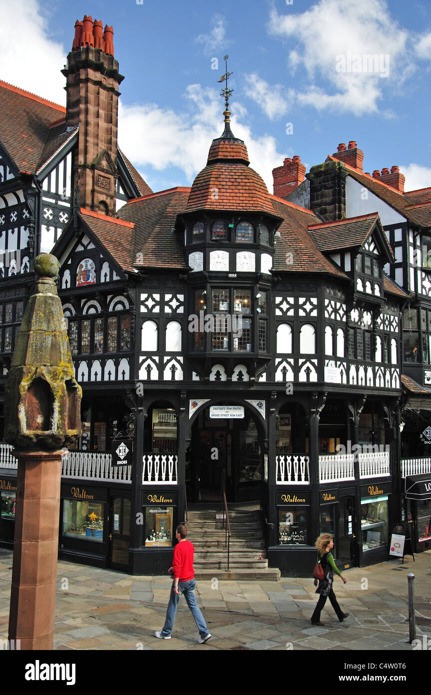 High Cross with The Rows behind, Bridge Street, Chester, Cheshire ...