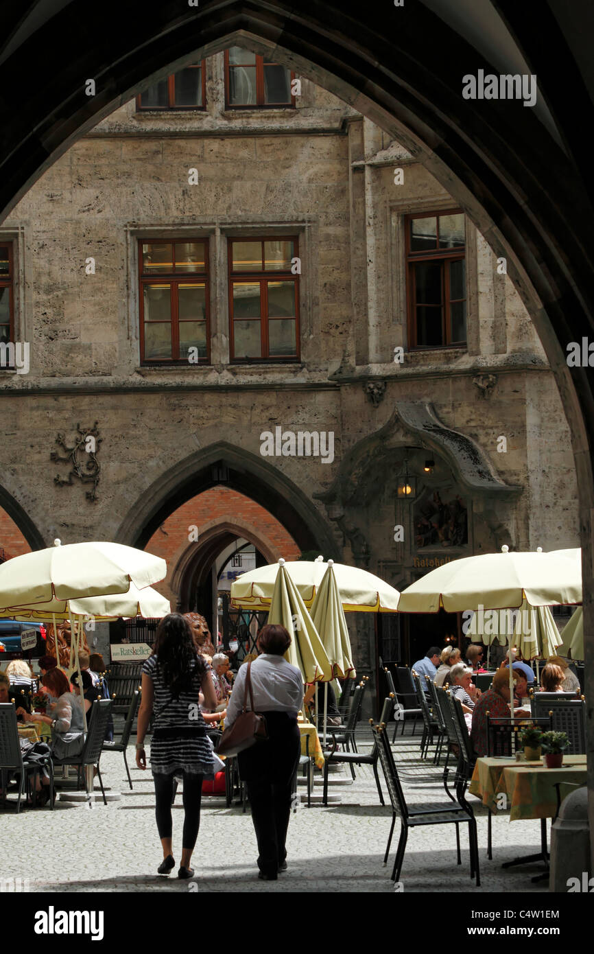 Ratskeller munich hi-res stock photography and images - Alamy