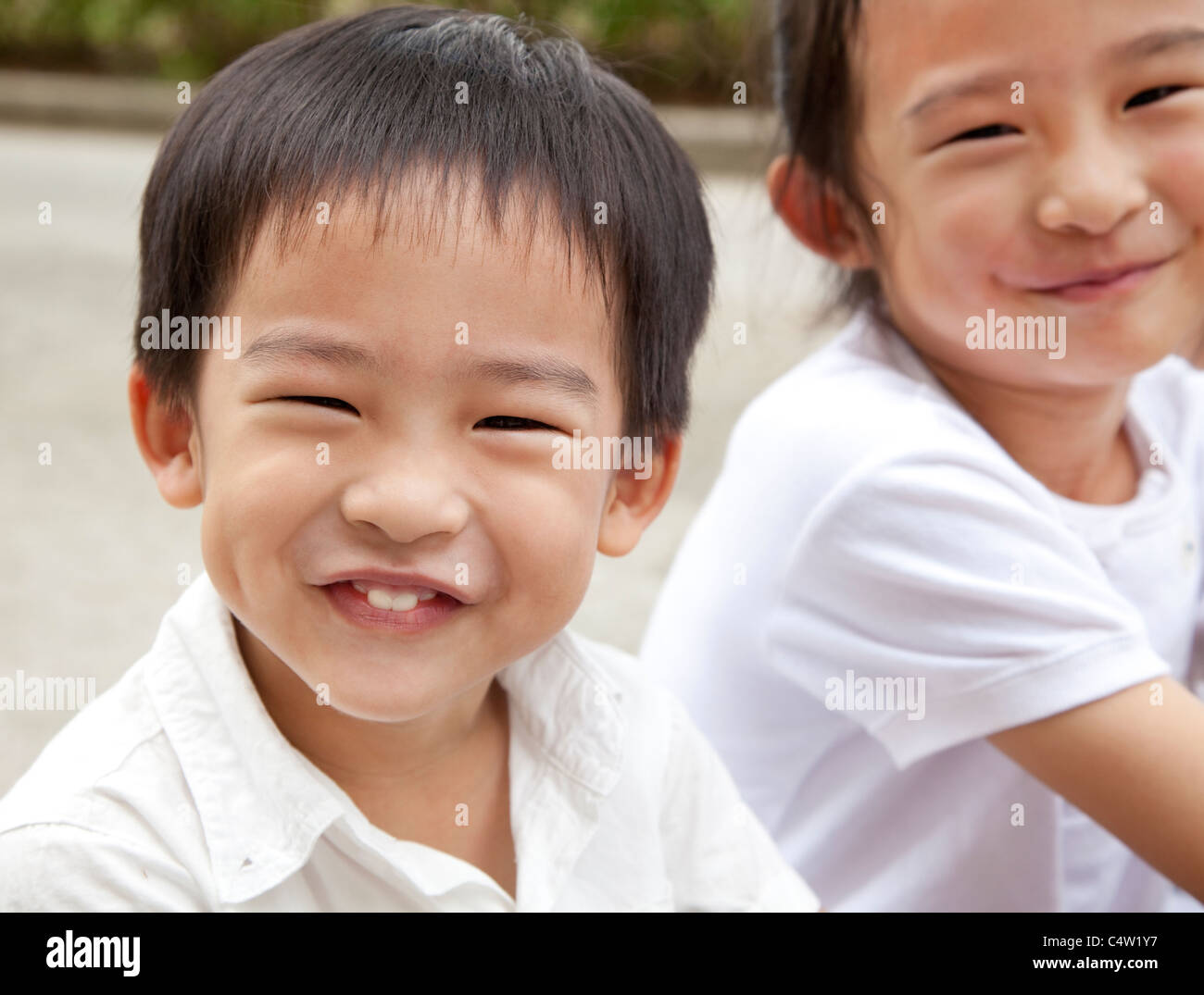 Japanese boy and girl hi-res stock photography and images - Alamy