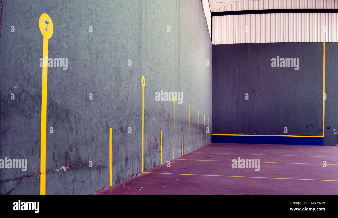 Basque pelota court hi-res stock photography and images - Alamy