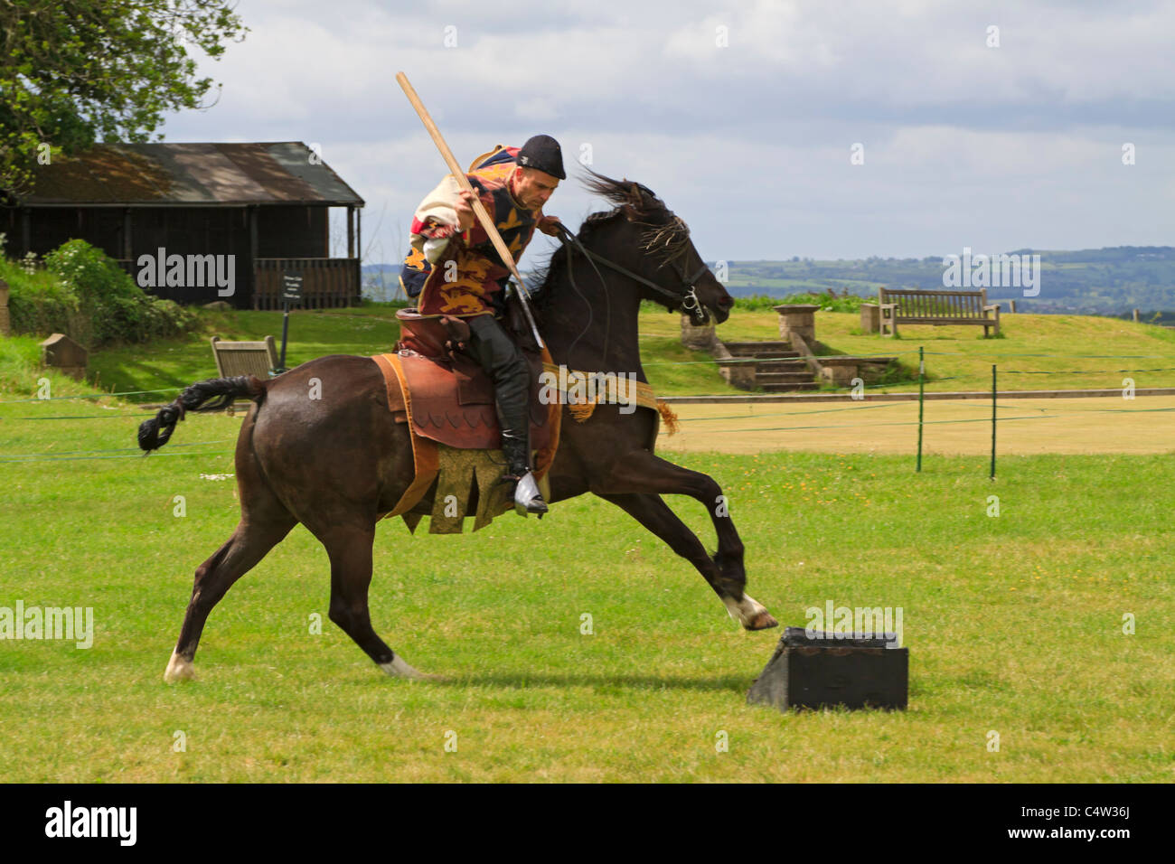 Medieval squire hi-res stock photography and images - Alamy