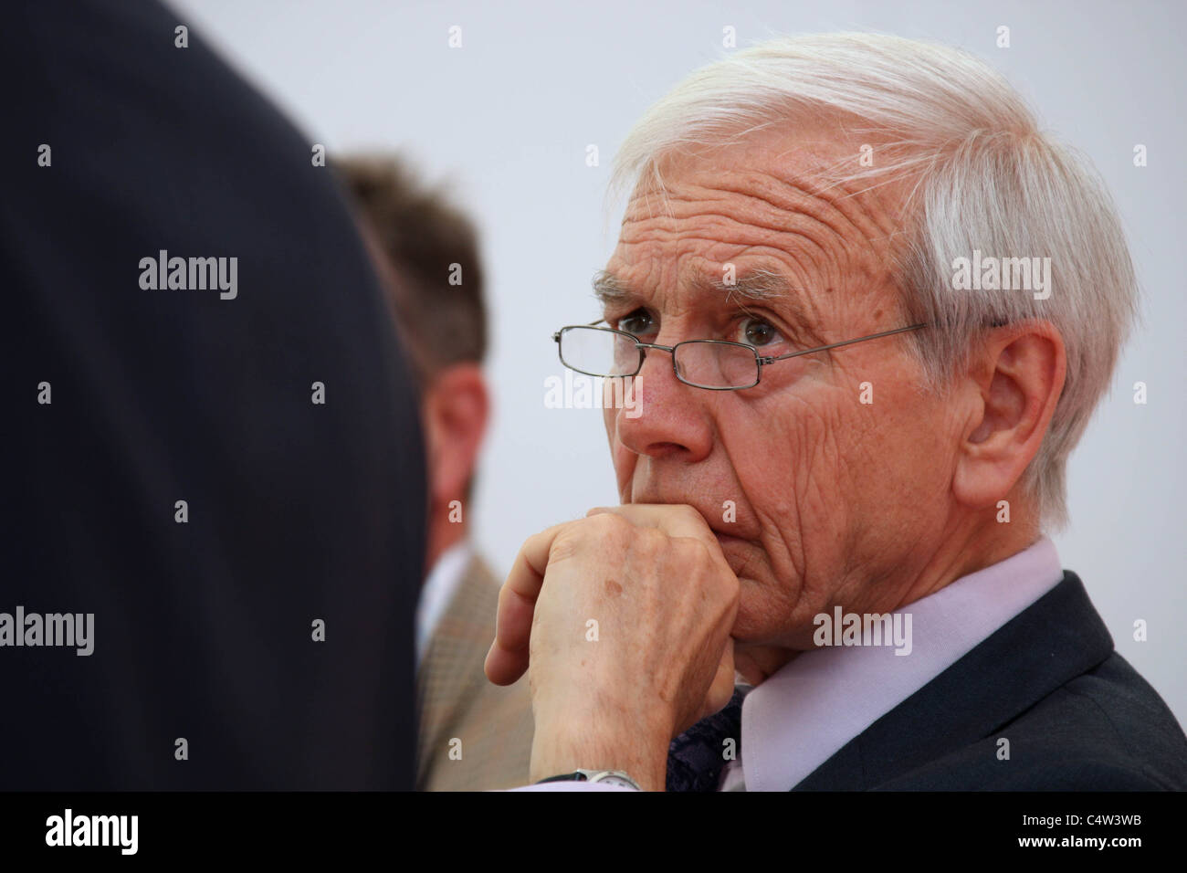 John humphrys cereals event 2011 hi-res stock photography and images ...