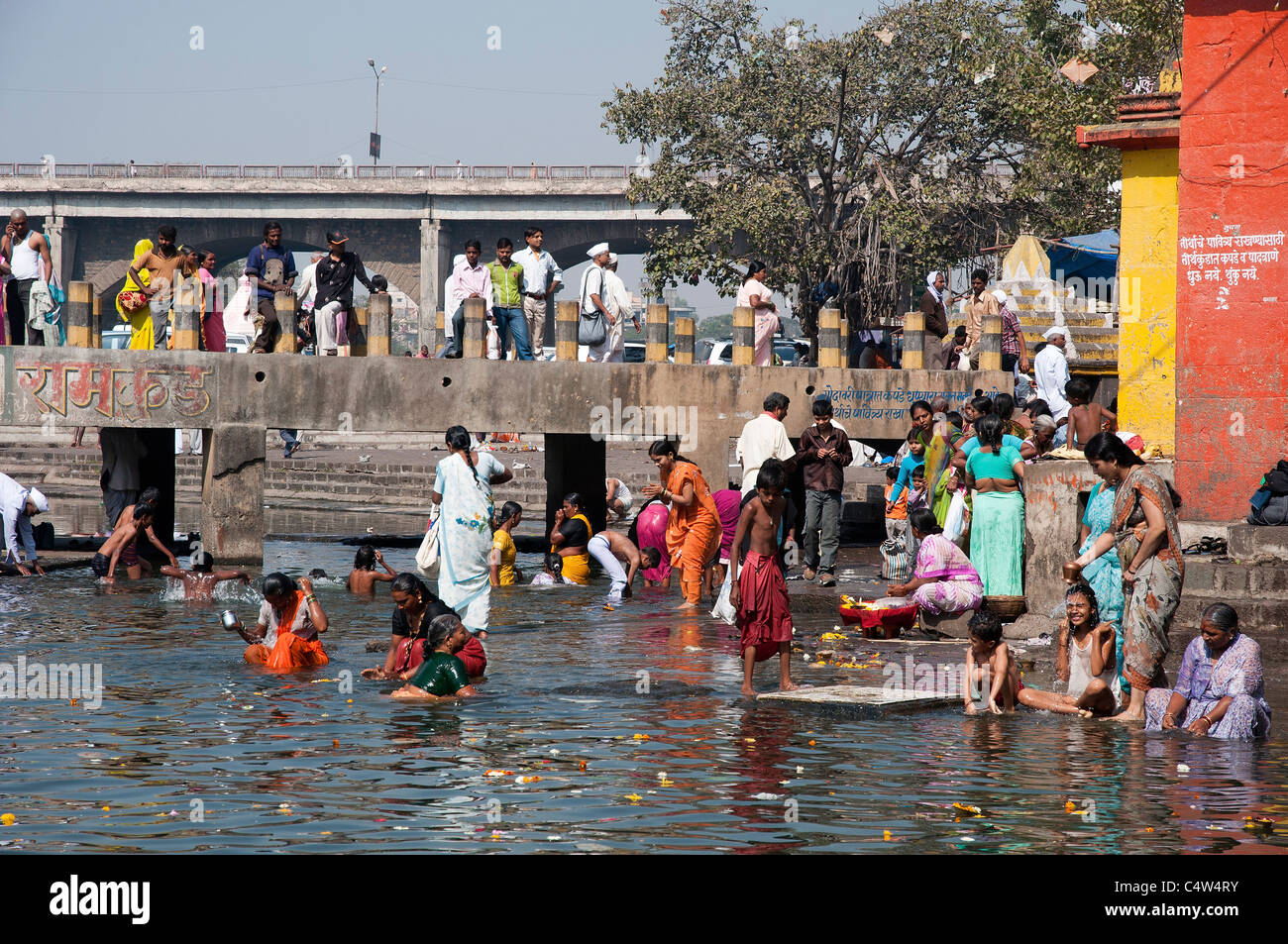 India maharashtra nashik godavari river hi-res stock photography and ...