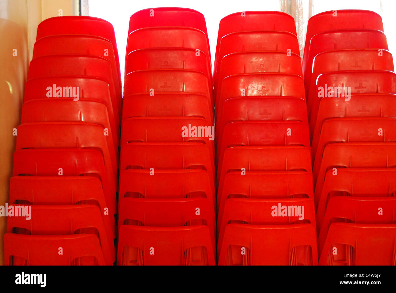Plastic chair hi-res stock photography and images - Alamy