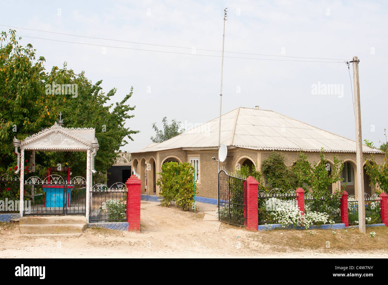 Typical moldovan house Stock Photo - Alamy