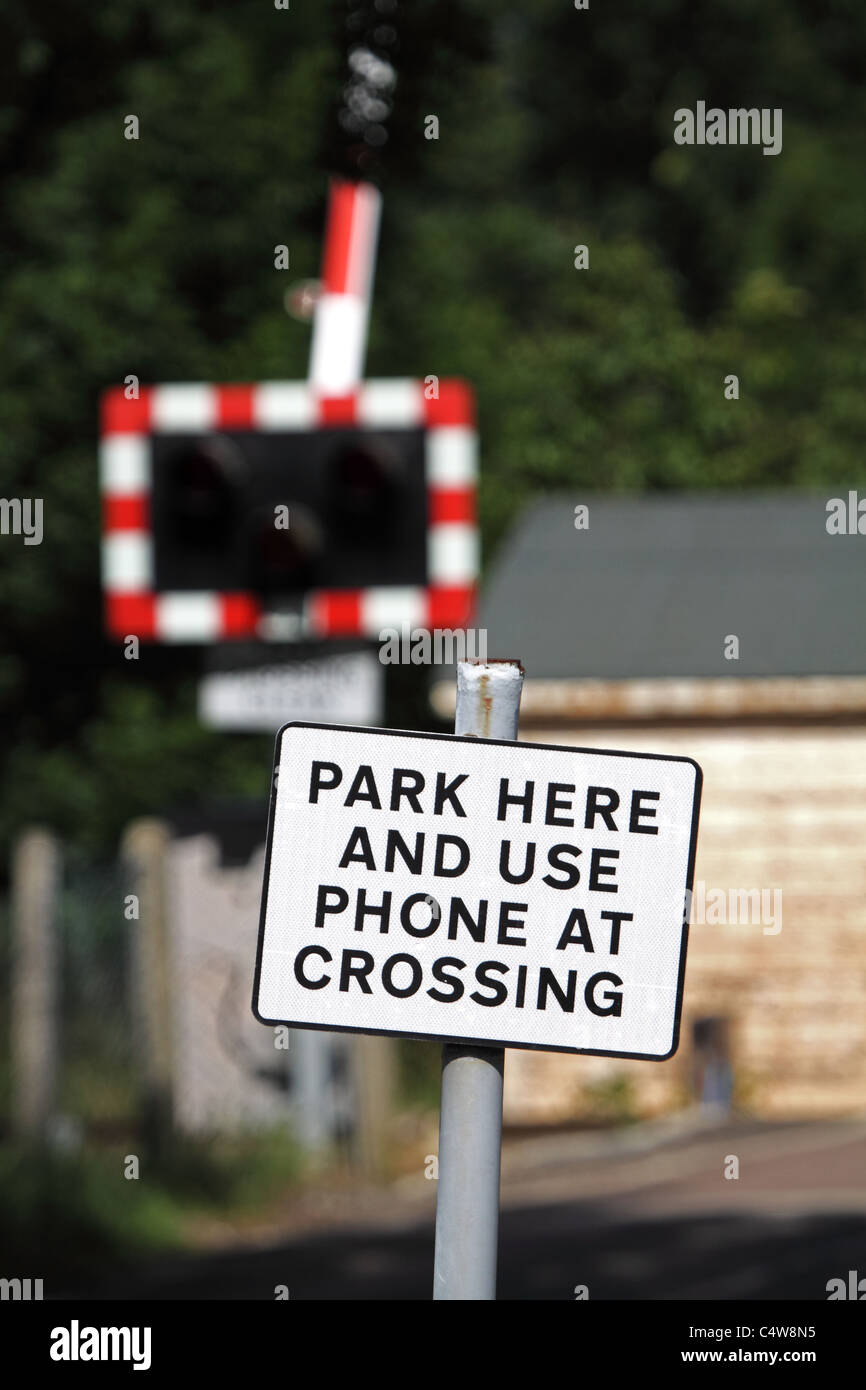 Traffic sign level crossing hi-res stock photography and images - Alamy