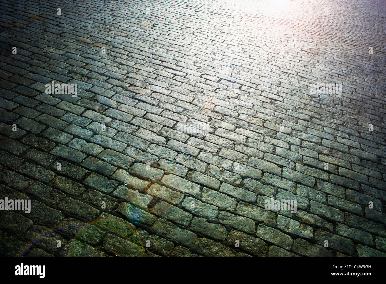 Cobblestoned street hi-res stock photography and images - Alamy