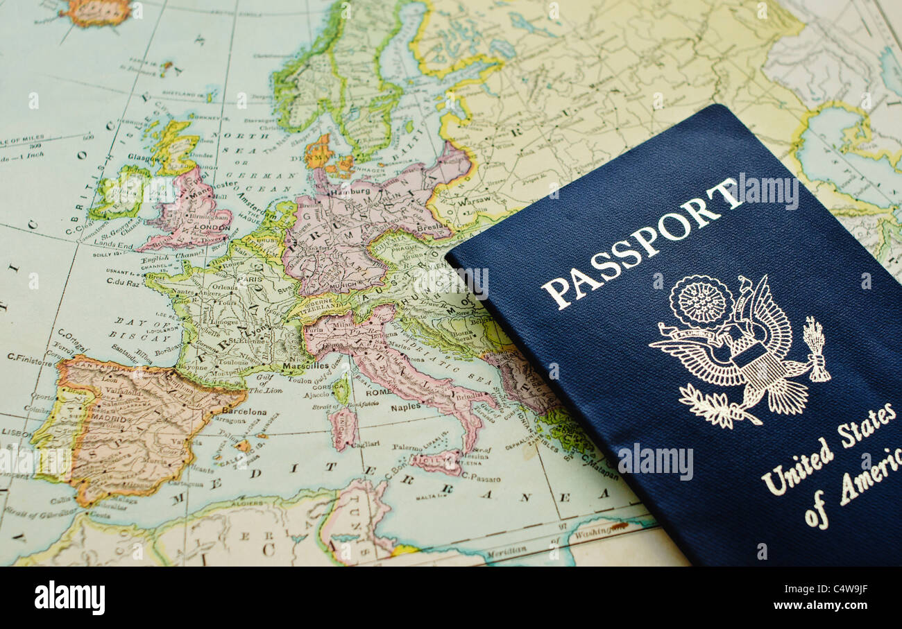 Simple map of europe hi-res stock photography and images - Alamy