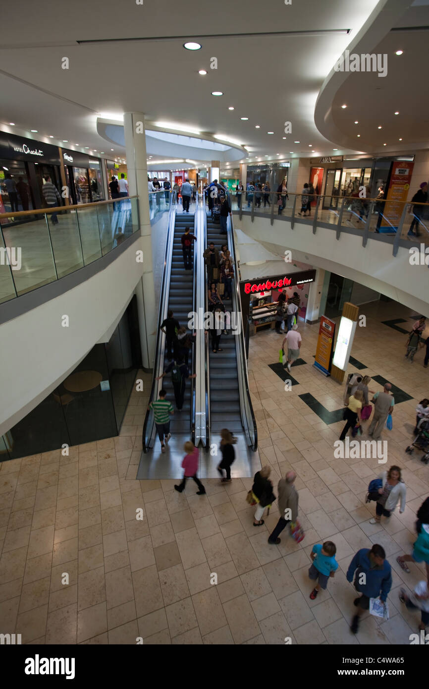 Precinct mall hi-res stock photography and images - Alamy