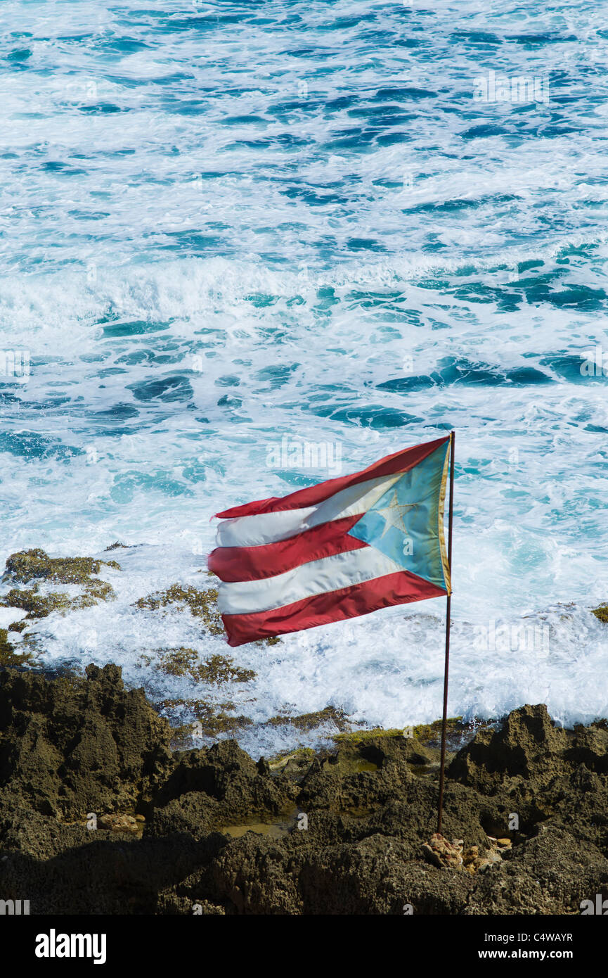 Flag of puerto rice hi-res stock photography and images - Alamy