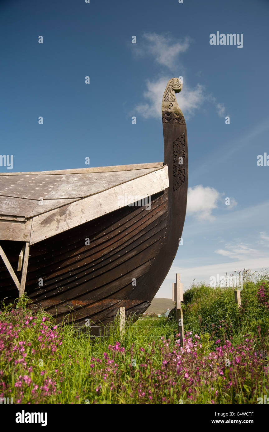 Timber construction hull hi-res stock photography and images - Alamy