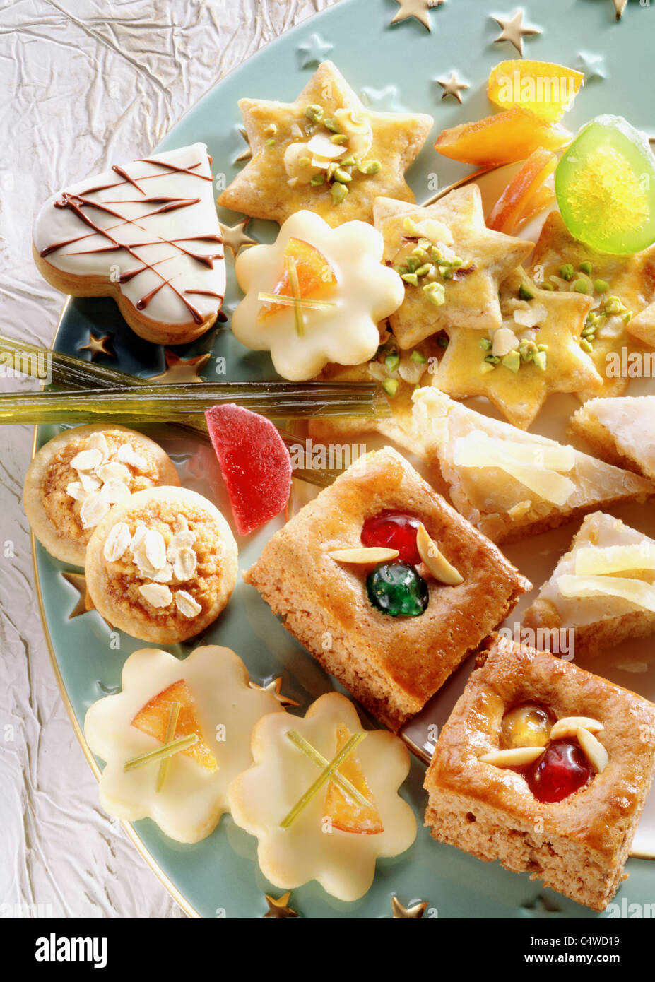 German honey biscuits hi-res stock photography and images - Alamy