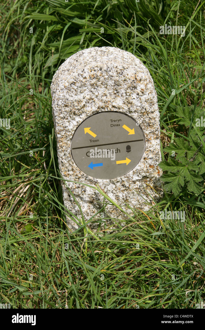 Cornwall coast path marker hi-res stock photography and images - Alamy
