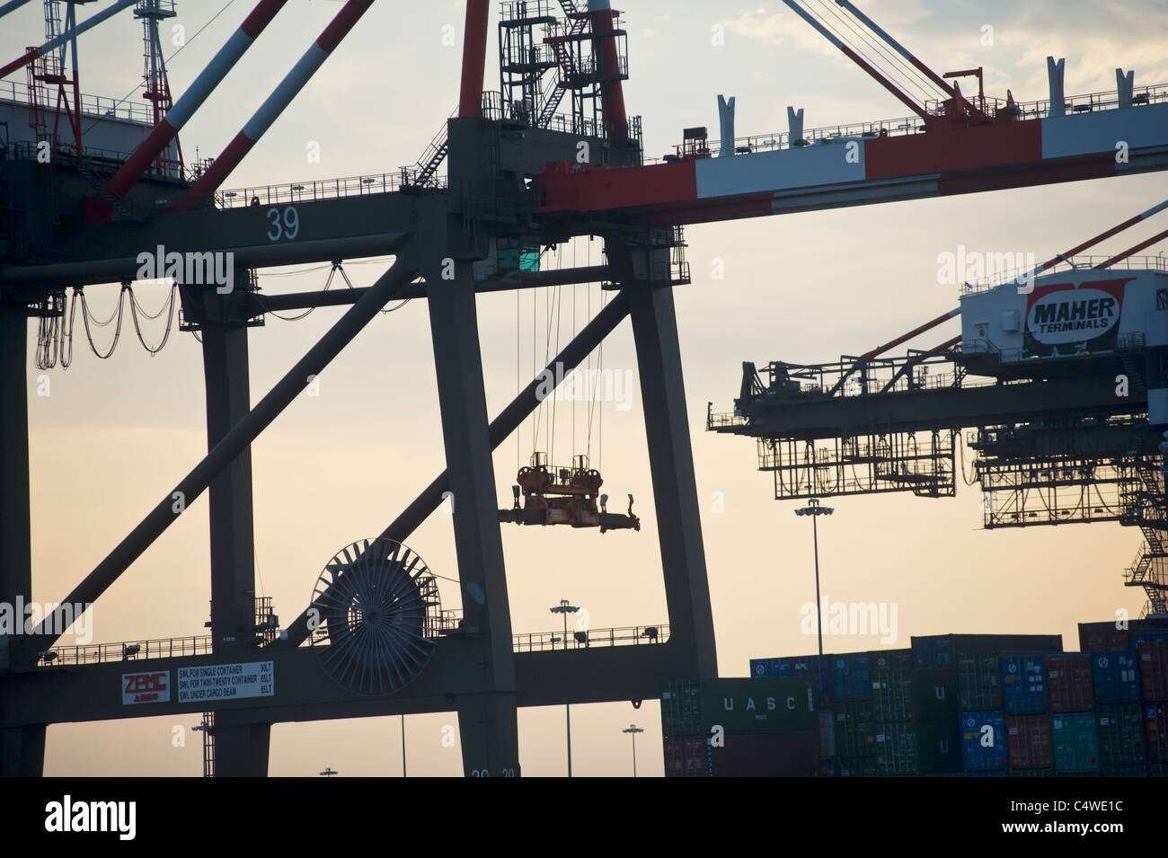 The UASC line Shuwaikh unloads in Port Elizabeth in the New York and ...