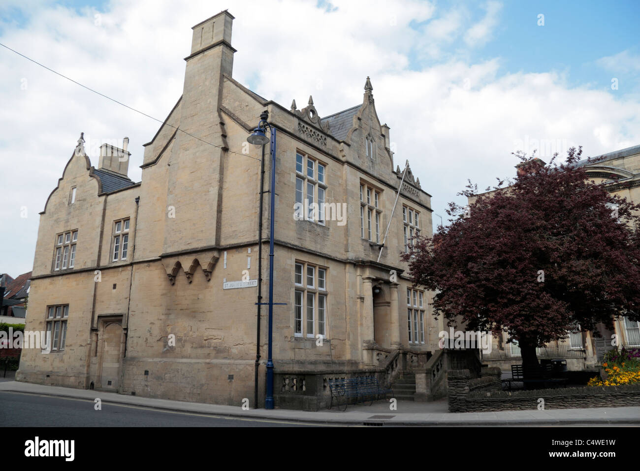 Former wiltshire friendly society hi-res stock photography and images ...