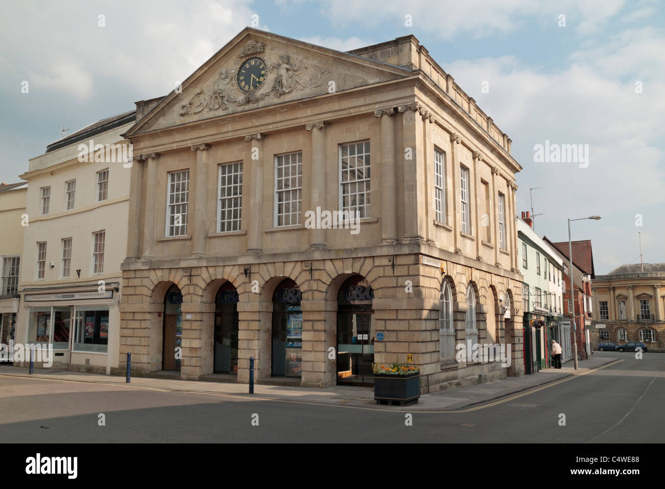 The former Cheese Hall (built in 1752) and the Old Town Hall in Devizes ...