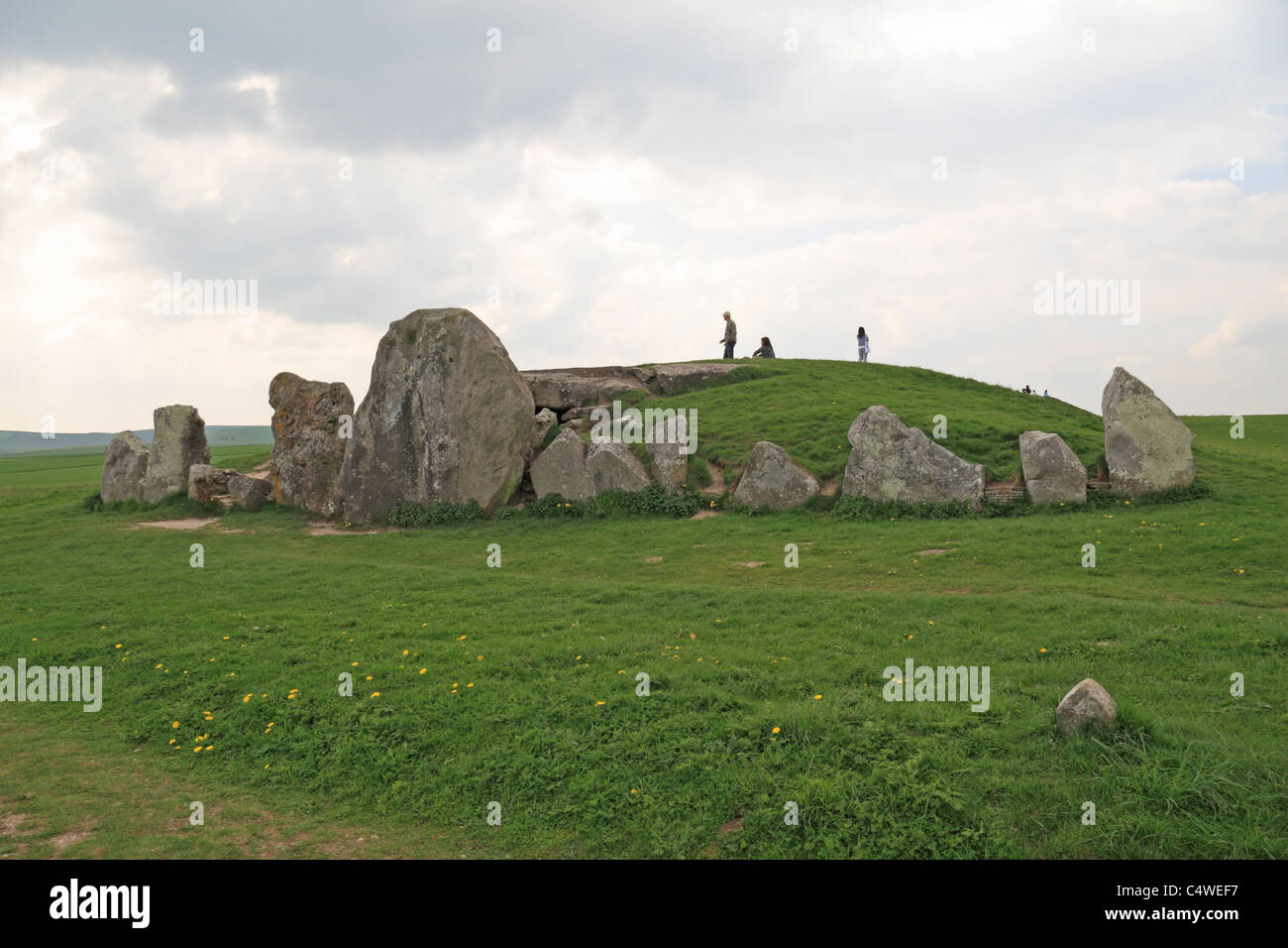 The West Kennet Long Barrow, Neolithic chambered tombs, part of Avebury ...