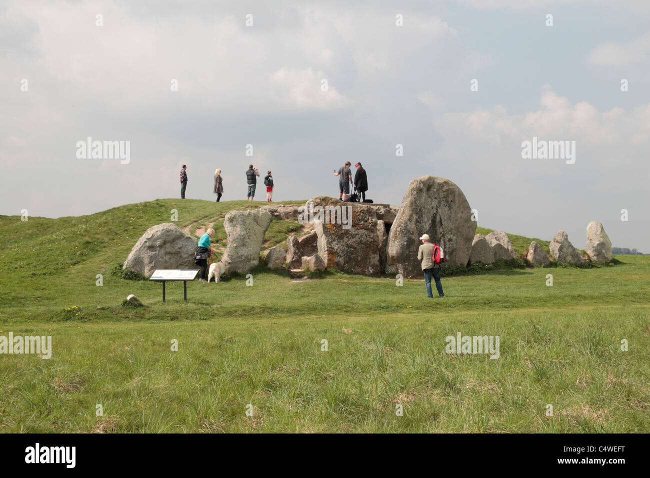 The West Kennet Long Barrow, Neolithic chambered tombs, part of Avebury ...