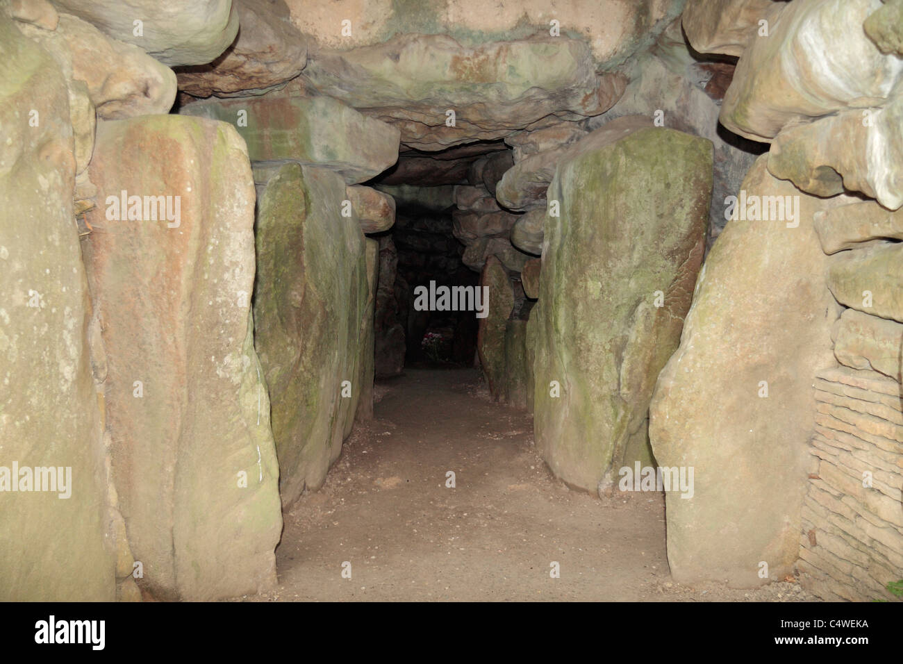 View inside the West Kennet Long Barrow, Neolithic chambered tombs ...