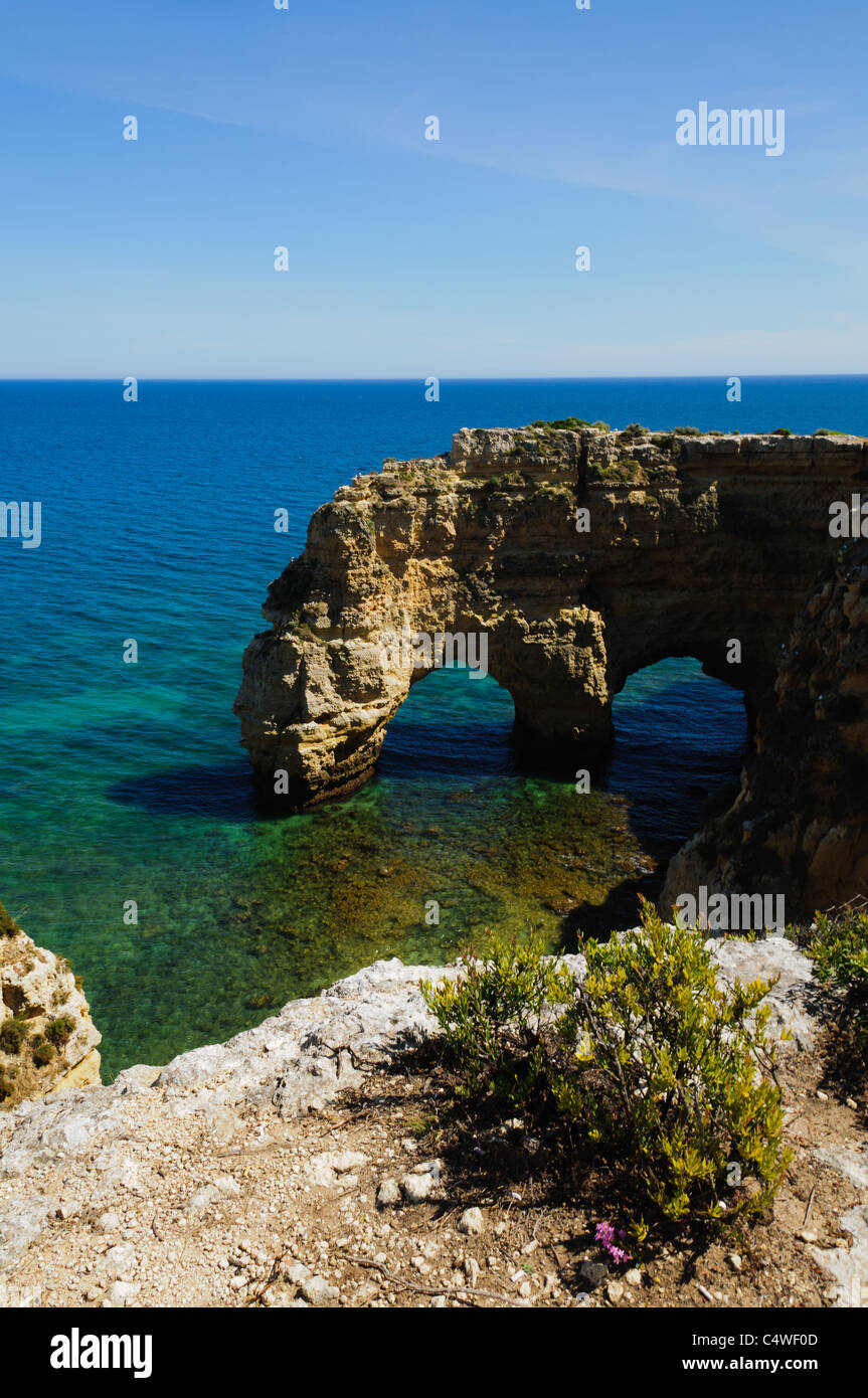 Cliff coves hi-res stock photography and images - Alamy