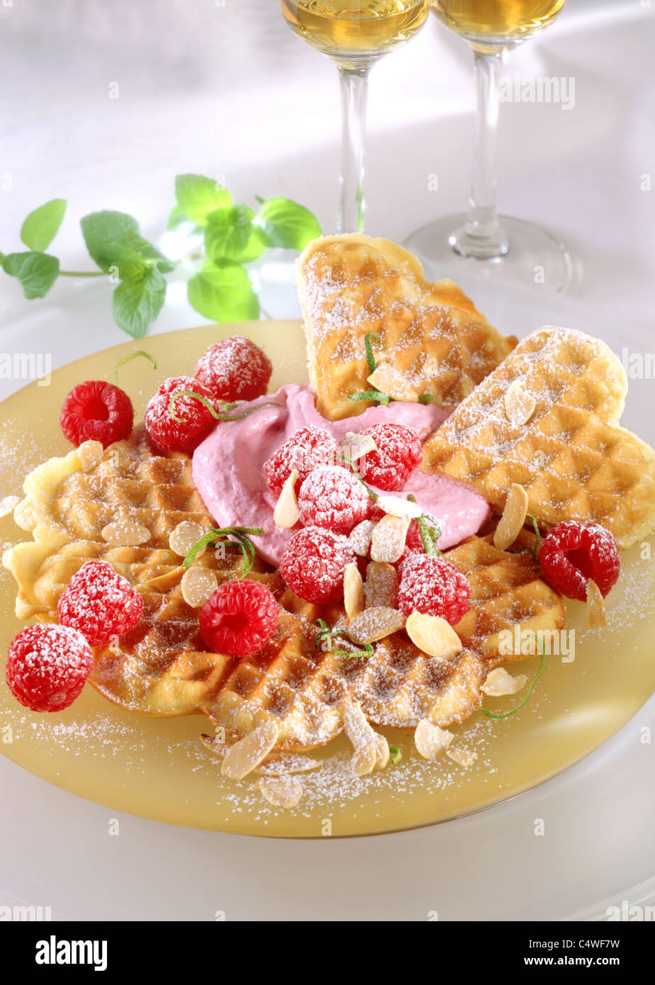 Wafers with raspberry cream Stock Photo - Alamy