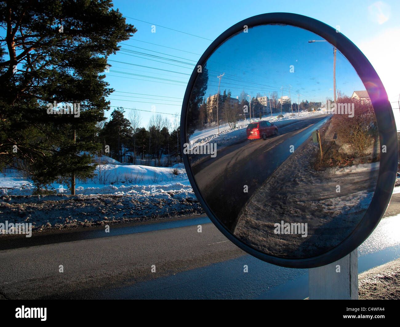 Reflector mirror hi-res stock photography and images - Alamy