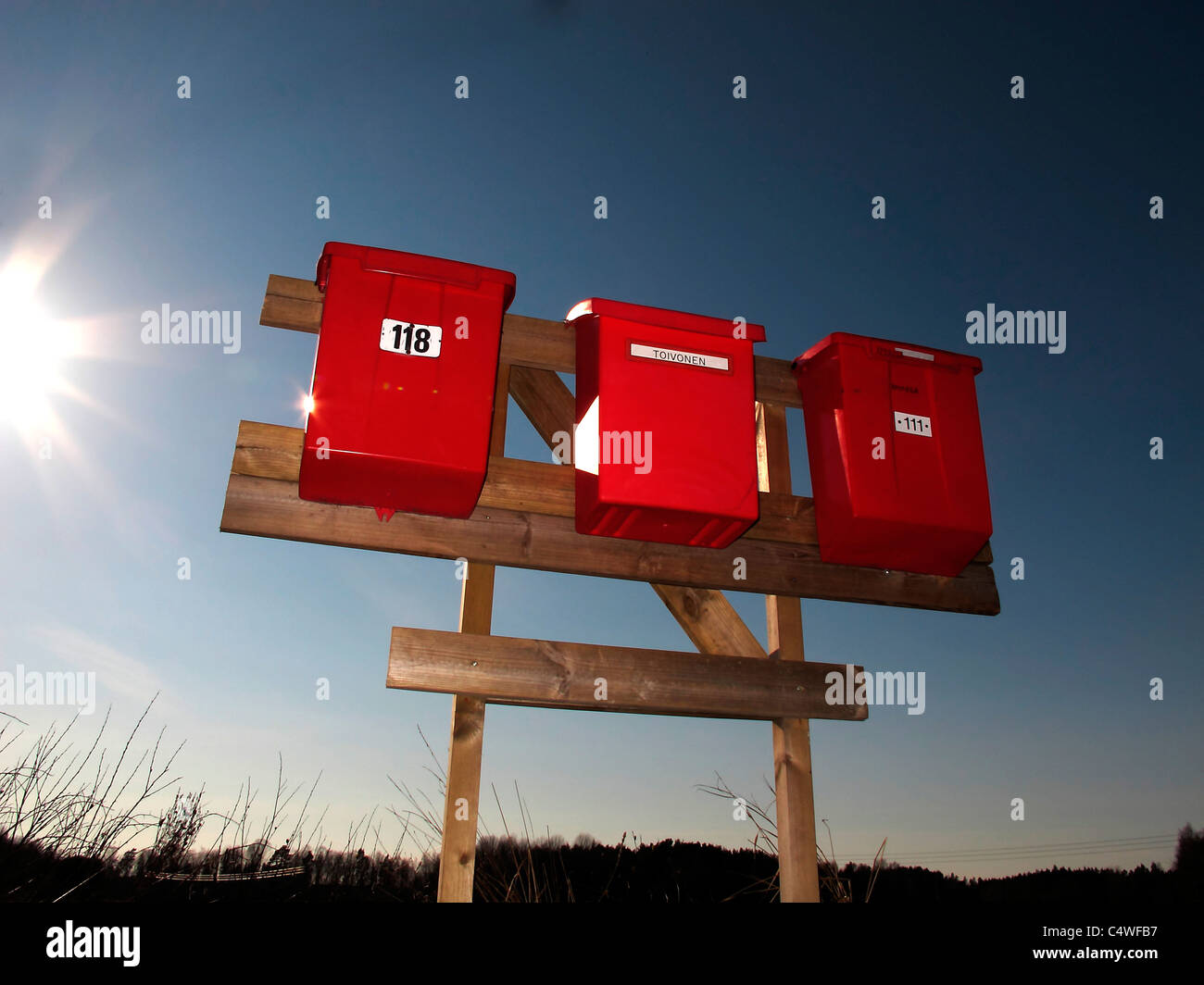 Letter box icon hi-res stock photography and images - Alamy