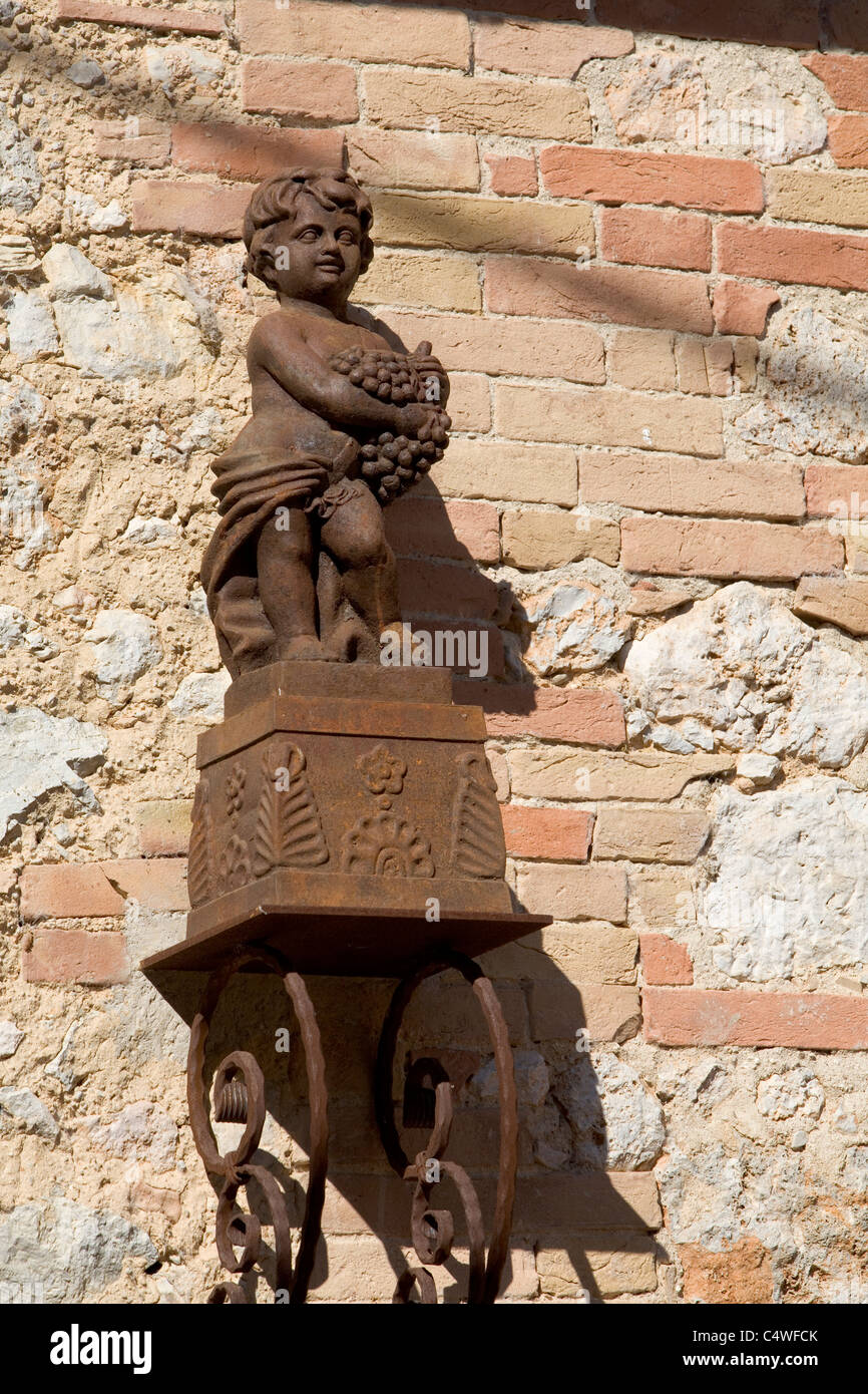 Metal statue figurine, Tuscany, Italy Stock Photo - Alamy